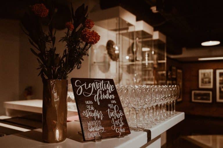 Vin d'honneur : 20 idées pour présenter le menu de votre cocktail ! - A ...